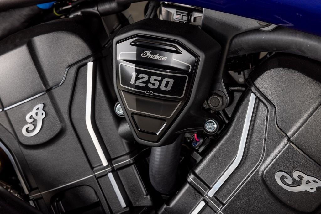 2025 Indian Motorcycle® Scout® Bobber Limited +Tech Spirit Blue ...