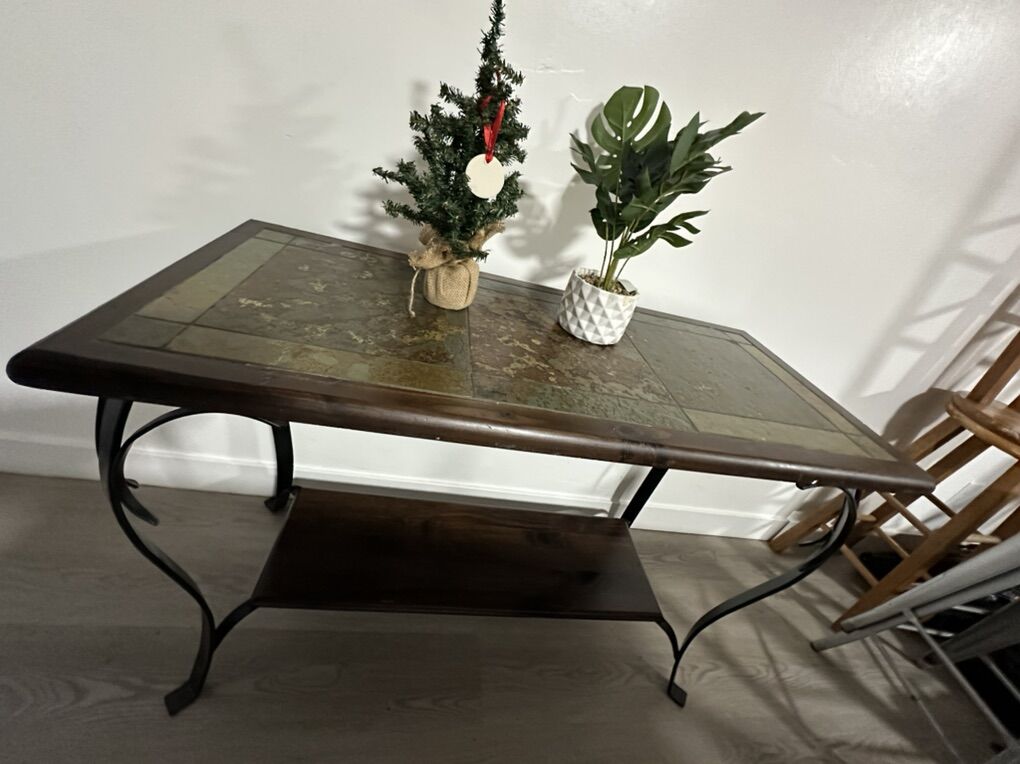 Entrance Table | Coffee Tables and End Tables | KSL Classifieds