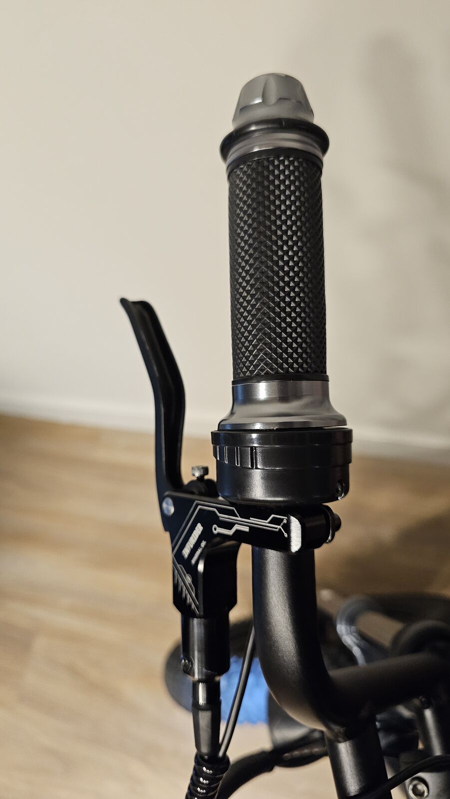 Upgraded Caroma D3 E-Bike (25mph top speed, 40mi+ range) | Electric ...