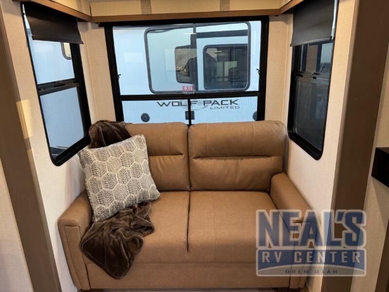 2026 EAST TO WEST Tandara 388LR | Travel Trailers, 5th Wheel | KSL ...