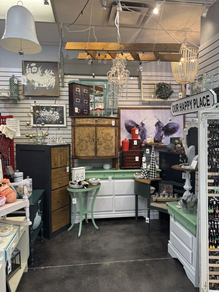 Vintage Side Table | Coffee Tables and End Tables | KSL Classifieds