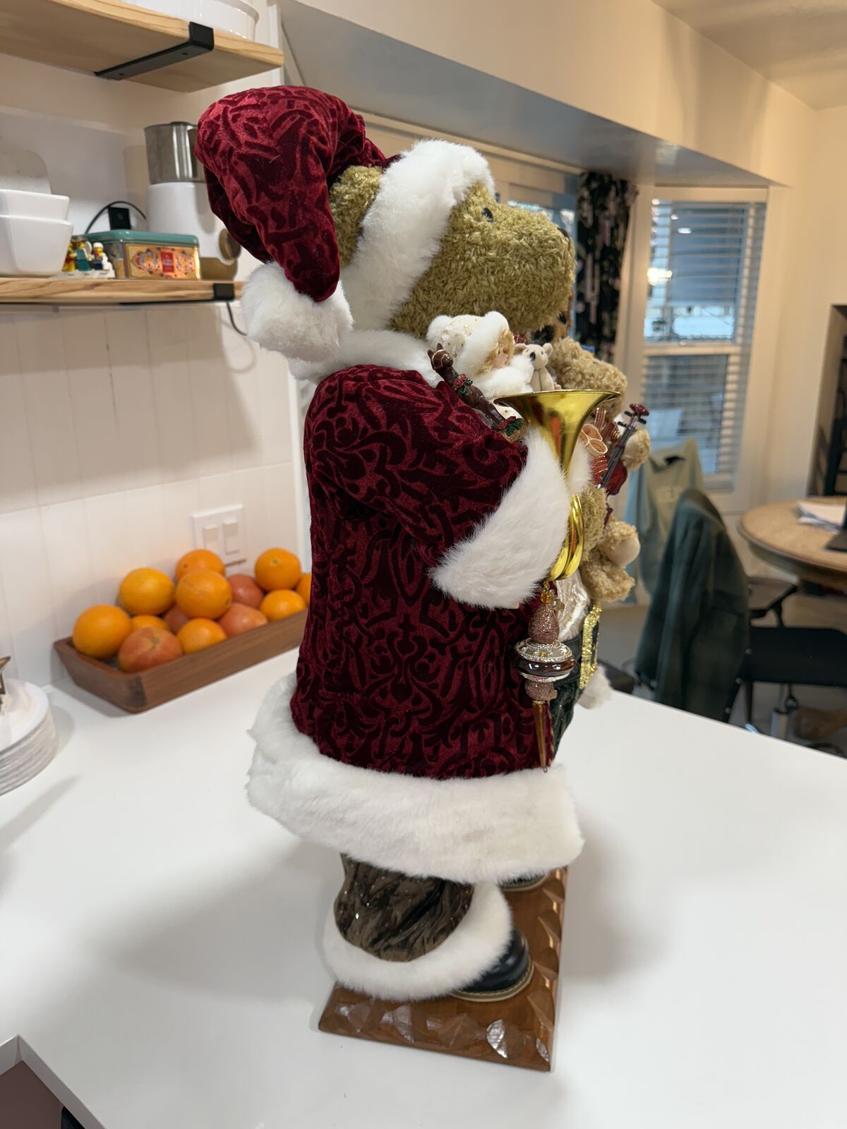 CLASSY HOLIDAY BEAR WHO HAS HIS LIFE TOGETHER | Seasonal\Holiday ...