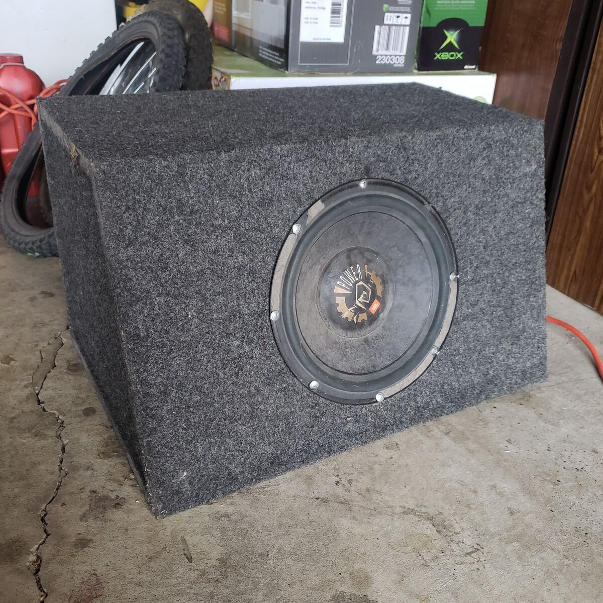 Subwoofer Box and Brand new Skar 10 inch subwoofer | Car Audio and ...