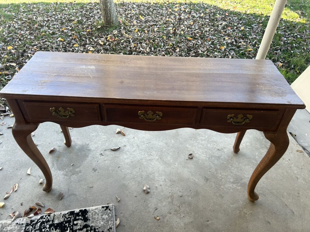 Entry Table | Coffee Tables and End Tables | KSL Classifieds
