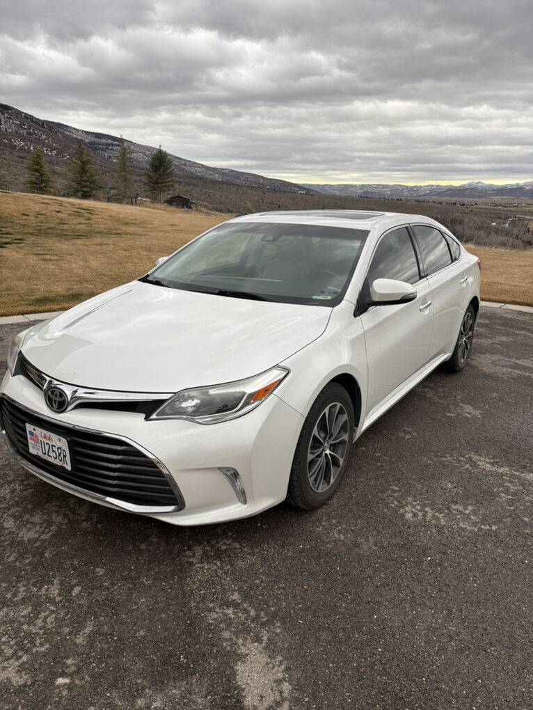 Toyota Avalon Under 10000null