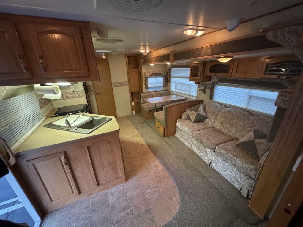 Clean Forest river sierra Slide Out + extras | Travel Trailers, Bumper ...
