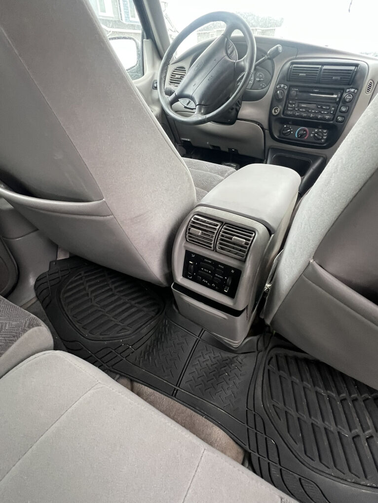 1998 Ford Explorer XLT in Saratoga Springs, UT | KSL Cars