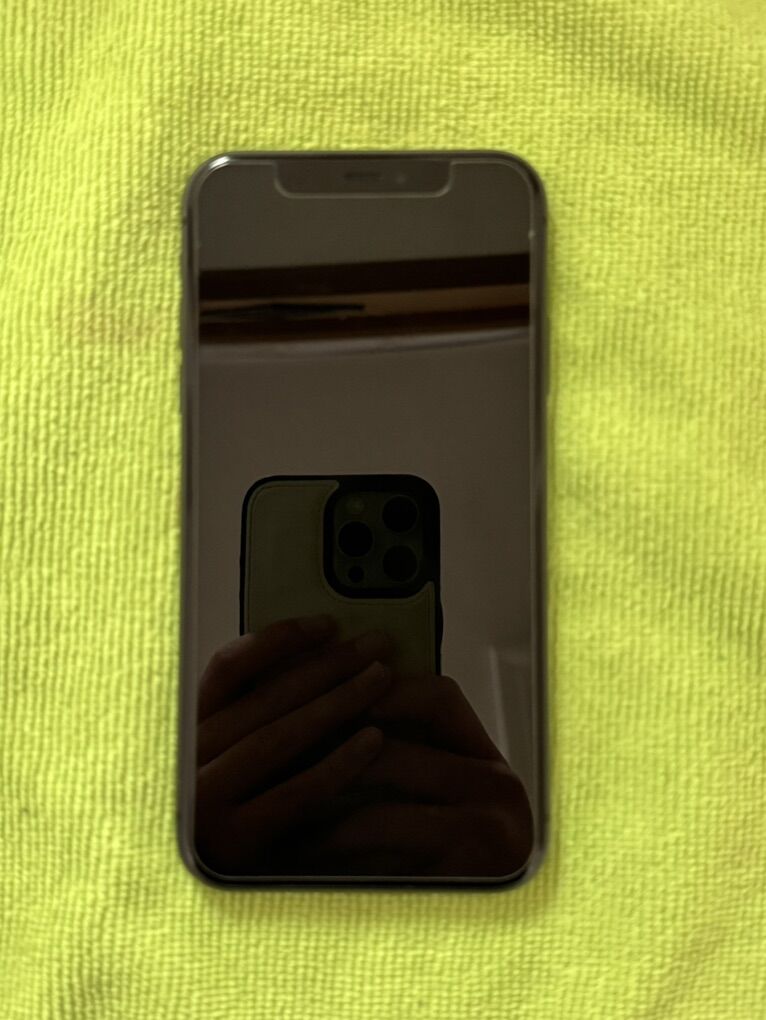 Black iPhone 11 64gb | IPhone & Smartphone Accessories | KSL Classifieds