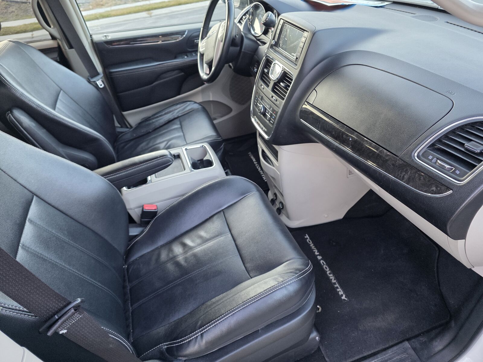 2014 Chrysler Town and Country Touring in Saratoga Springs, UT | KSL Cars