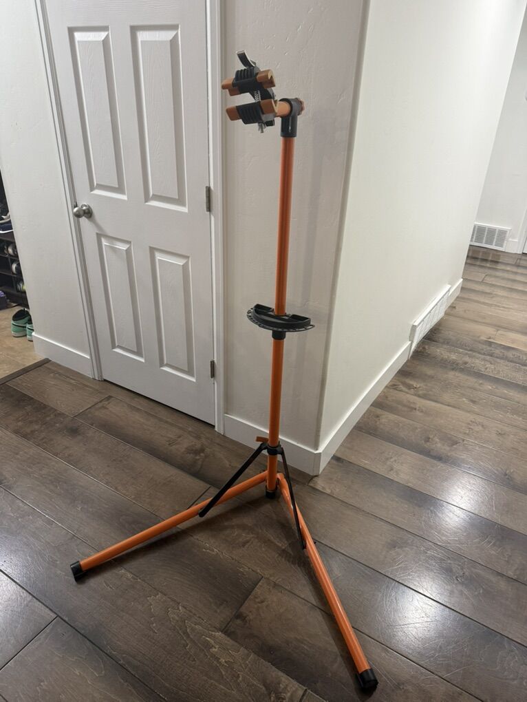 Portable Heavy Duty Bike Repair Stand | Bike Racks | KSL Classifieds