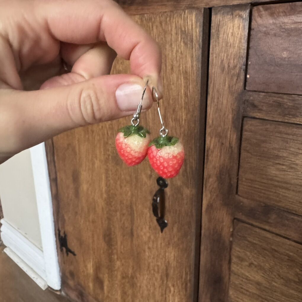 Strawberry Dangle Earrings Women’s | Jewelry, Gems, & Watches | KSL ...
