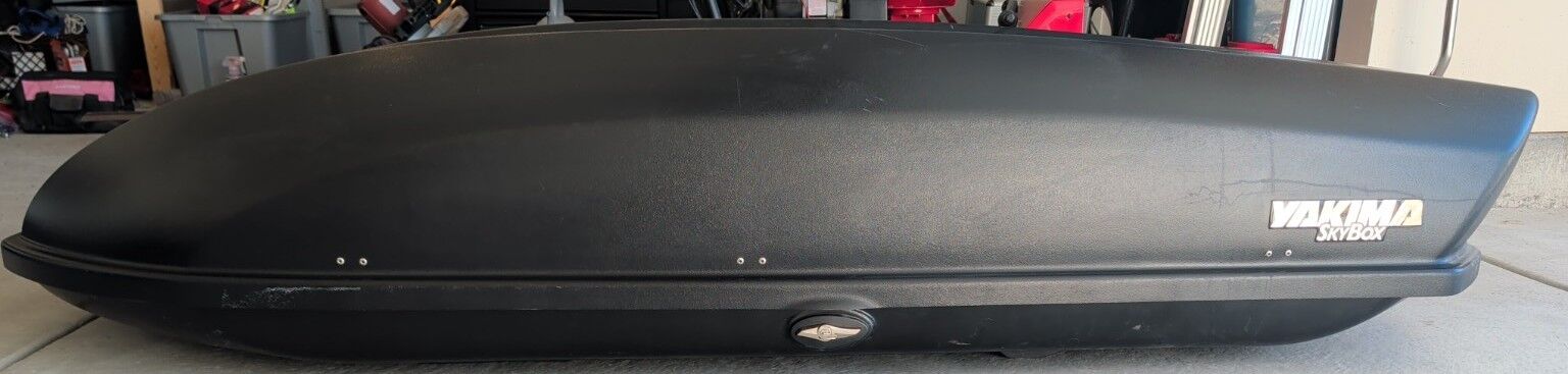 Yakima SkyBox 16 Carbonite – Rooftop Cargo Box – $475 OBO | Ski, Bike ...