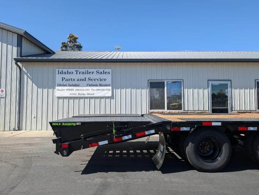 2026 Load Trail GP 102x30' Tandem Low-Pro Gooseneck Trailer 24K ...