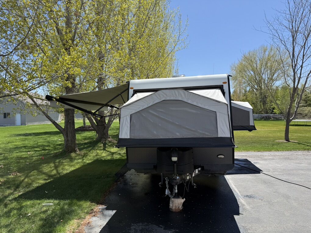 2021 Rockwood Roo 183 Hybrid Trailer | Travel Trailers, Bumper Pull ...