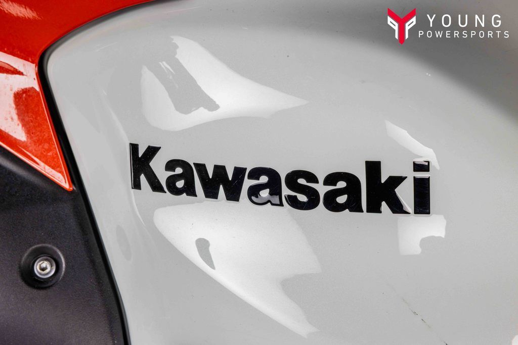 2023 Kawasaki Ninja® 650 Metallic Matte Graphenesteel Gray/Ebony ...