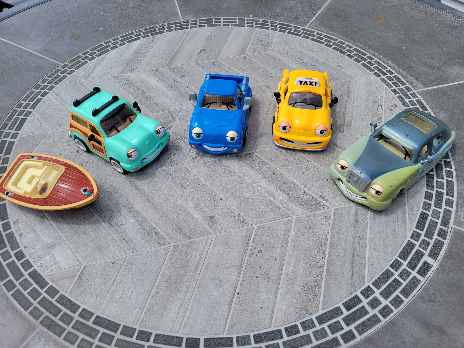 Chevron Techron cars Leo Limo, Woody Wagon, Pete Pick-Up truck, C.C ...