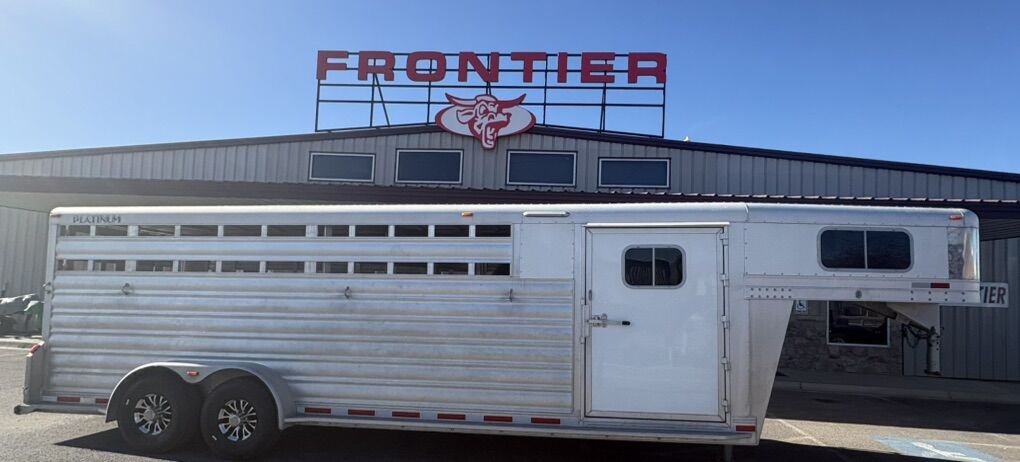 2021 Platinum Coach C-Sport 24' Stock | Horses/Livestock, Trailers ...