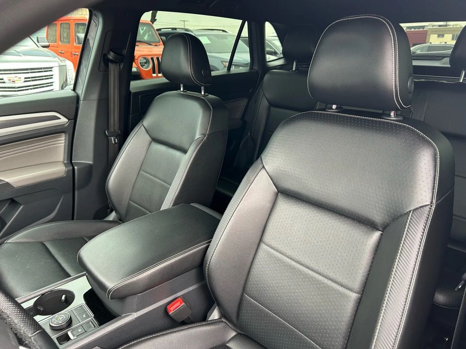 2022 Volkswagen Atlas Cross Sport V6 SEL R-Line 4Motion in Salt Lake ...