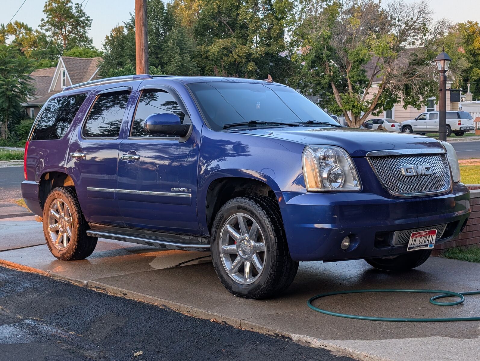 Terrific 2010 Gmc Yukon Denali Specs Images