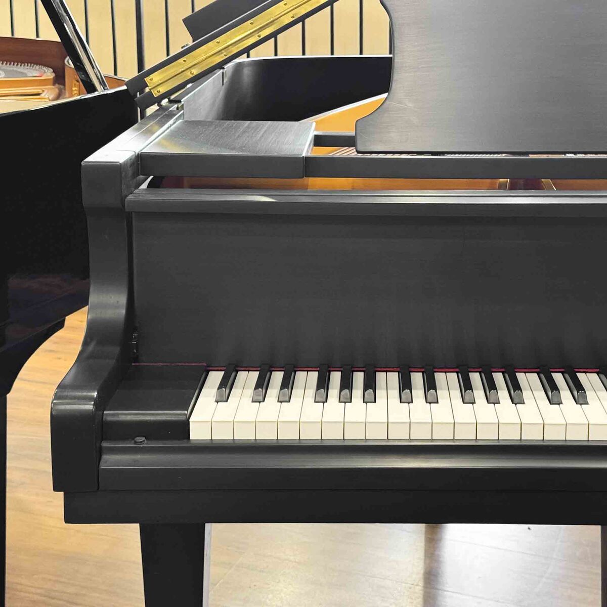 LIKE NEW GRAND PIANO | Pianos, Keyboards, and Organs | KSL Classifieds