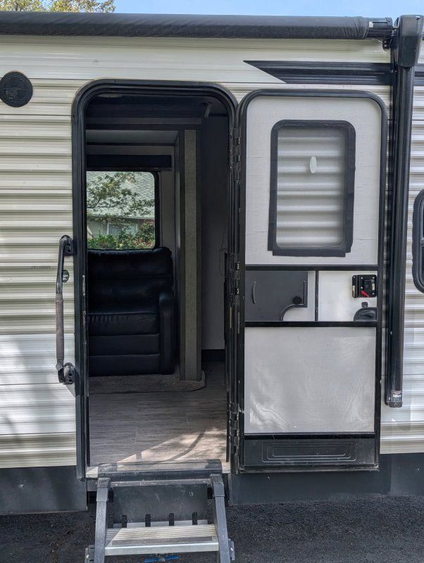2021 Aspen Trail 26BH Western Edition | Travel Trailers, Bumper Pull ...