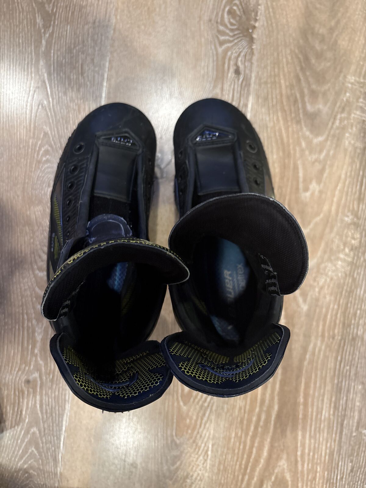 True Catalyst 9 Hockey Skates Sr Size 6 | Hockey Equipment | KSL ...