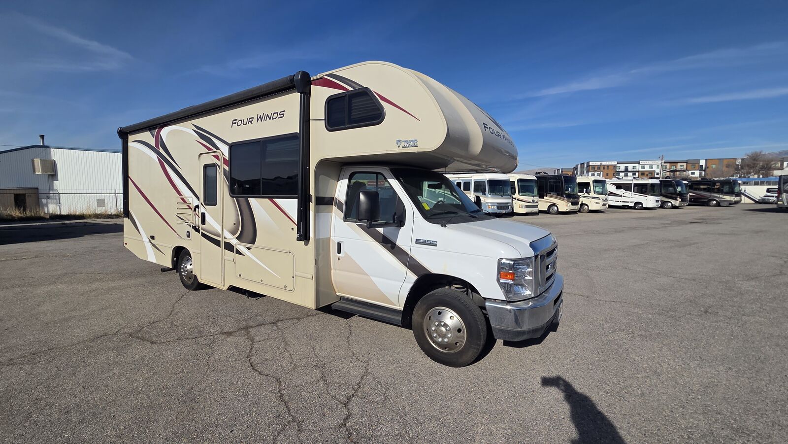 2020 Thor Motor Coach Four Winds 26B 1 slide sleeps 8 | Motorhomes ...