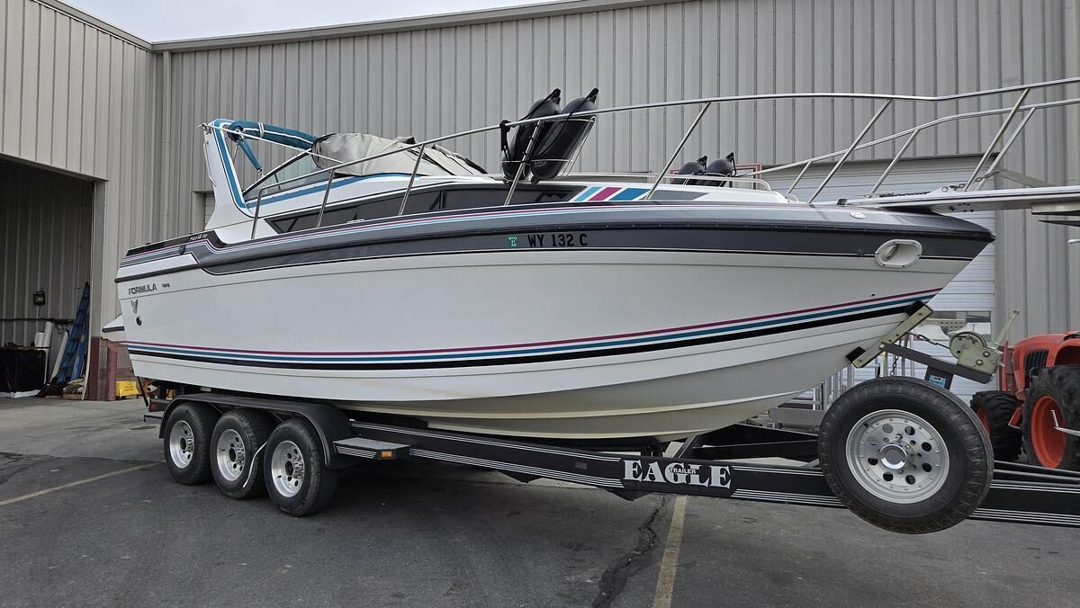 1992 Formula F26 PC | Boats W/Motor | KSL Classifieds