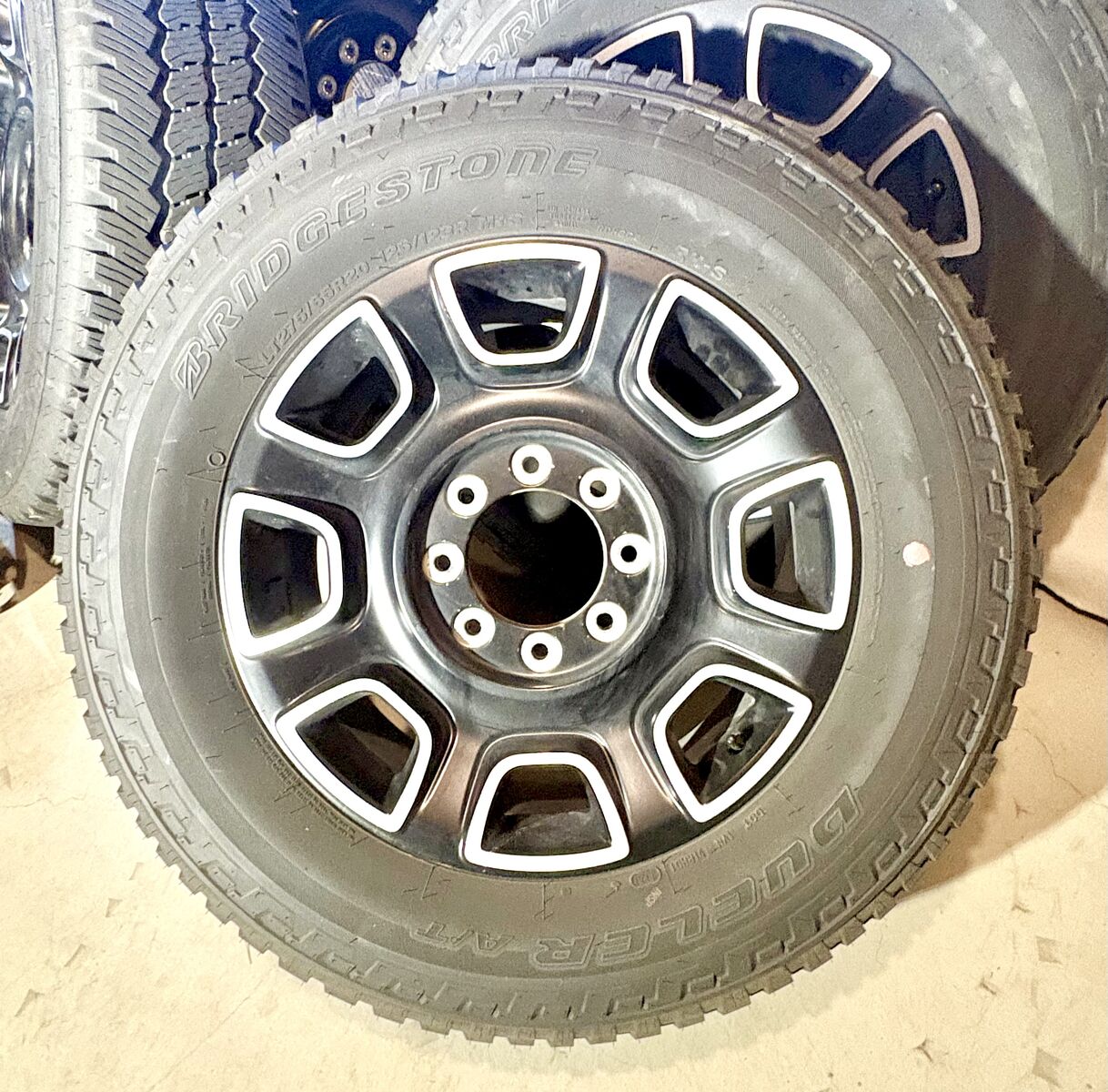 Like New OEM 2023 Ford F-350 Platinum Wheels, Tires & TPMS Sensors ...