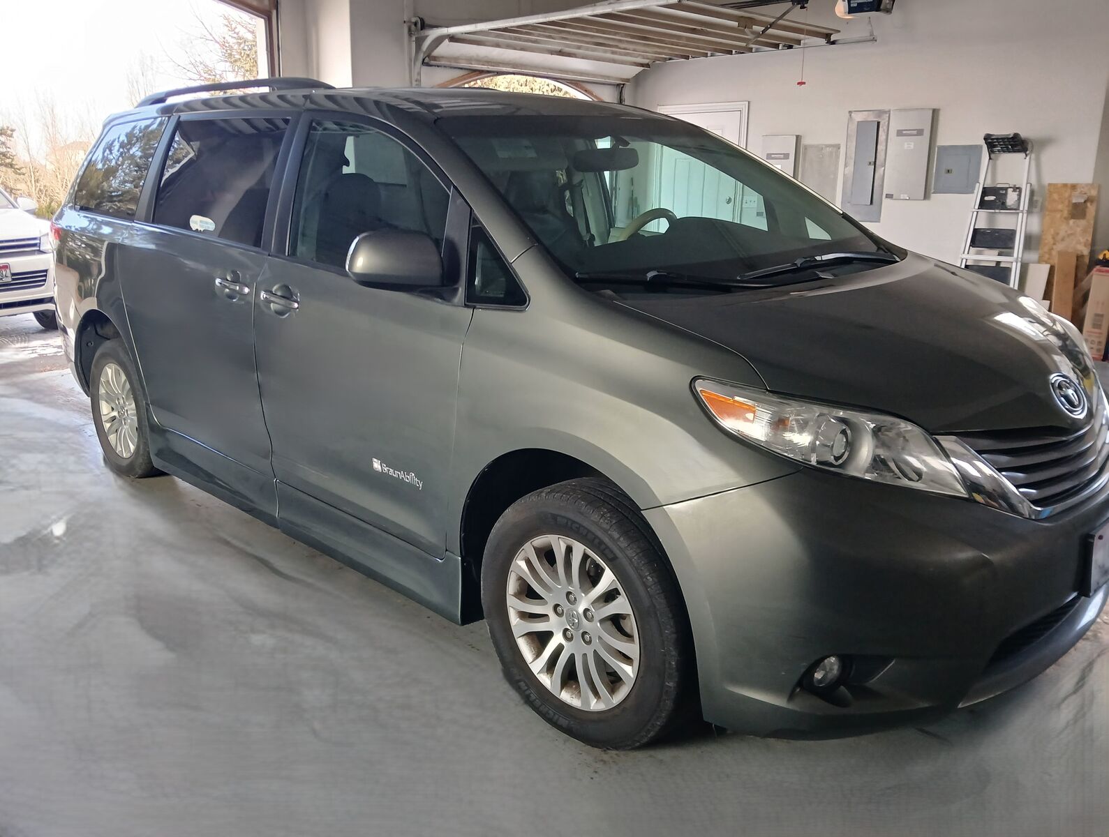 2011 Toyota Sienna XLE 7-Passenger Auto Access Seat in Idaho Falls, ID ...