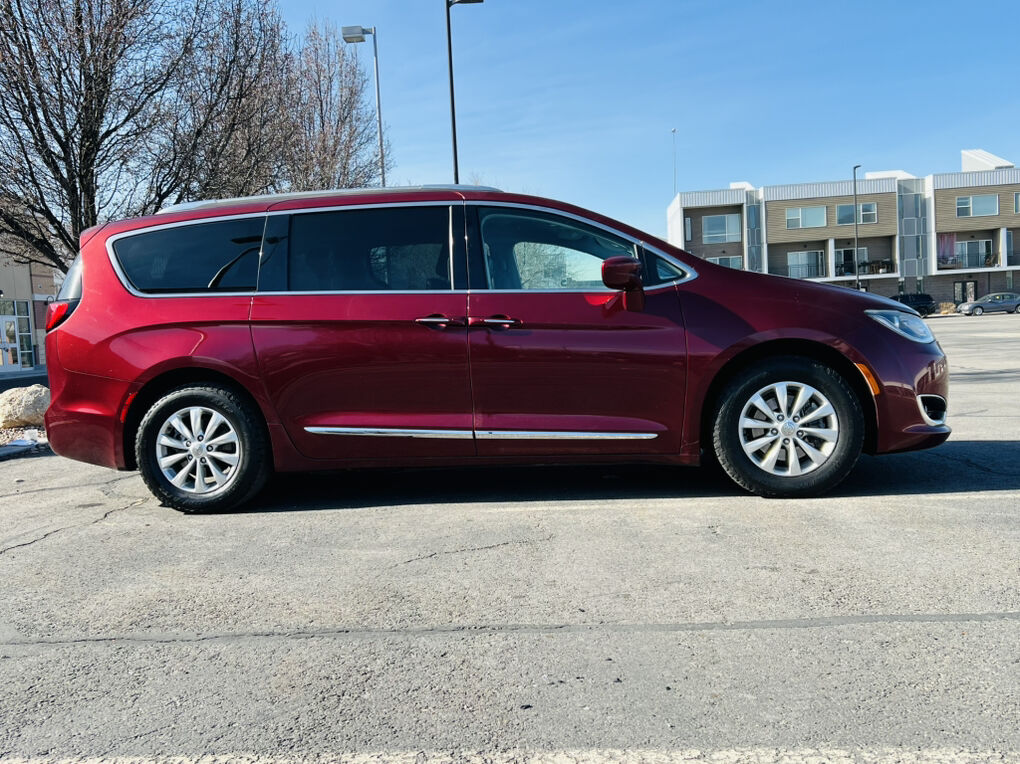 2019 Chrysler Pacifica Touring L in Salt Lake City, UT | KSL Cars
