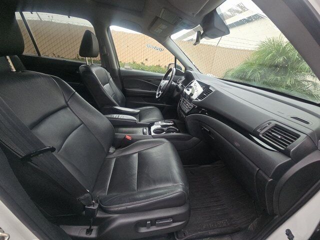 2020 Honda Pilot Touring w/Rear Captain's Chairs in Blackfoot, ID | KSL ...