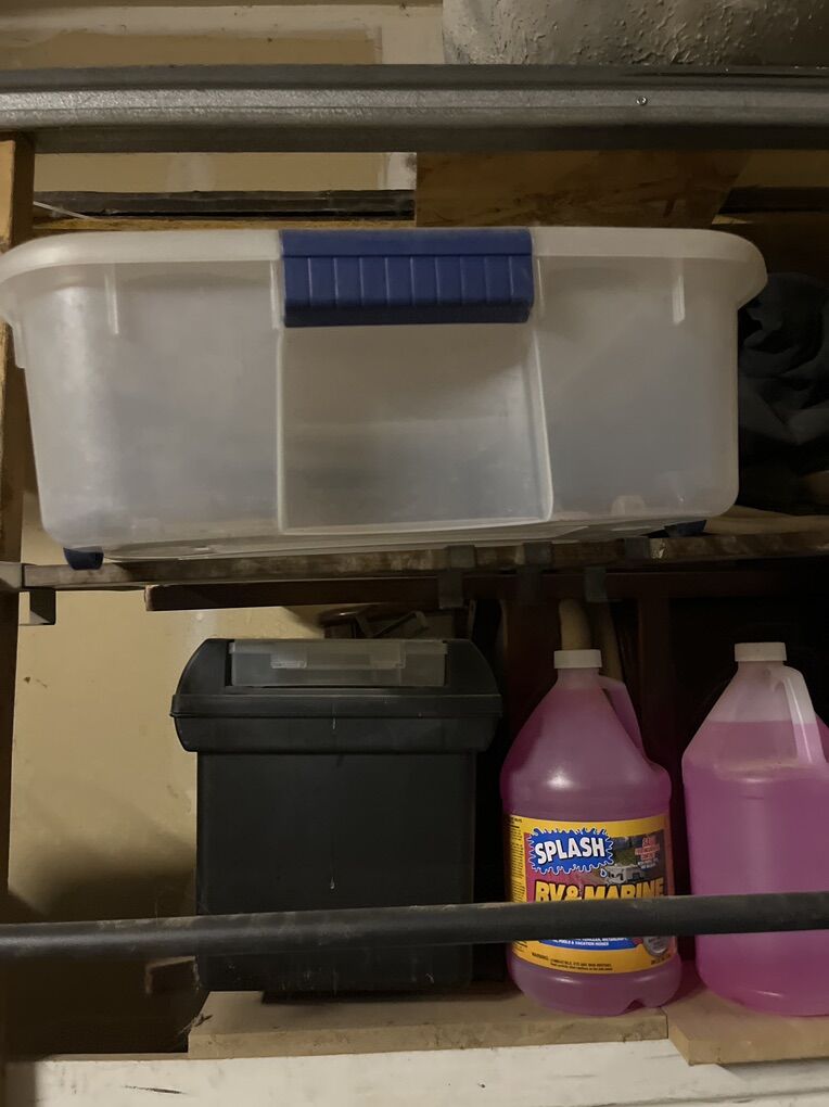 Skinny Tote With Wheels | Luggage & Bags | KSL Classifieds