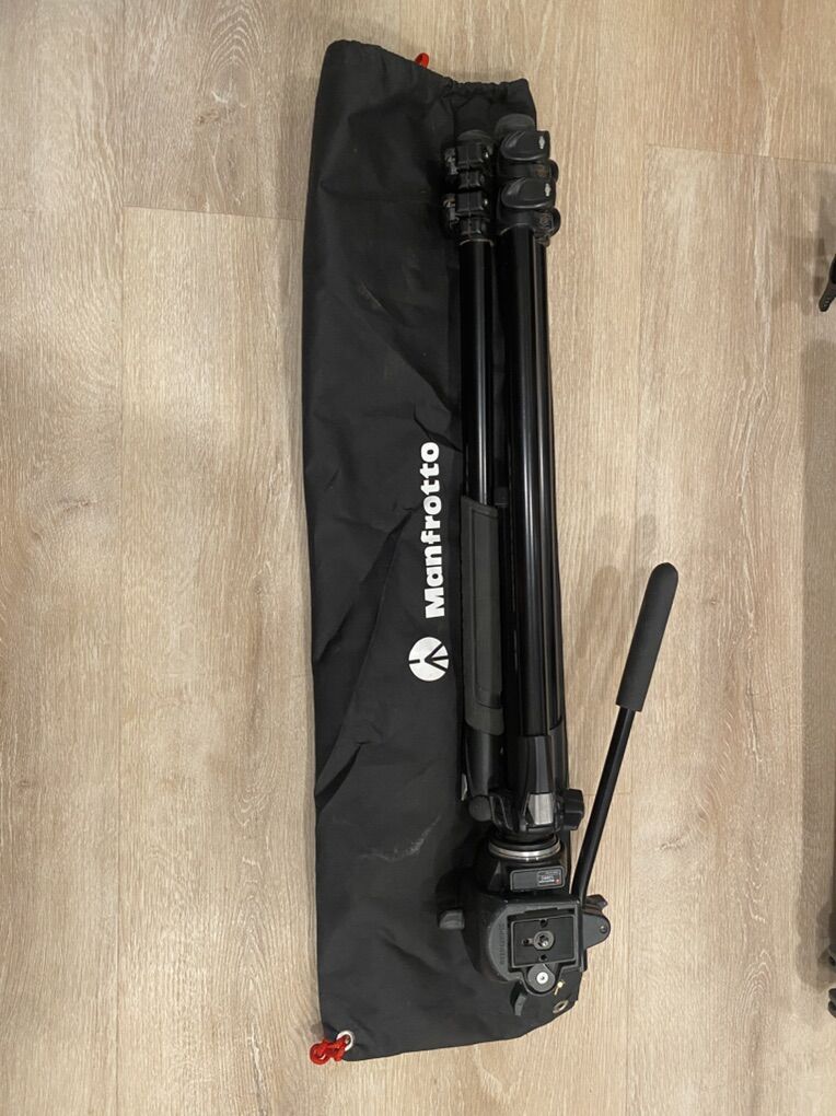 Manfrotto Tripod With Fluid Head | Camera Accessories | KSL Classifieds