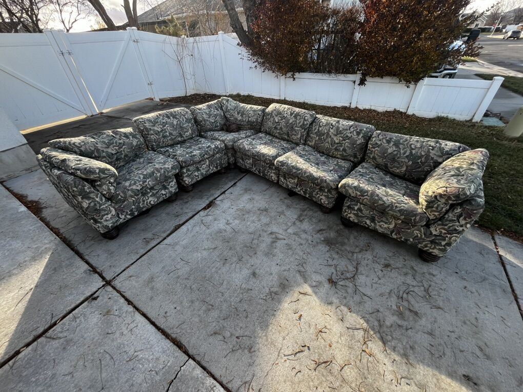 traction chiropractic table | FREE (items only, no businesses) | KSL ...