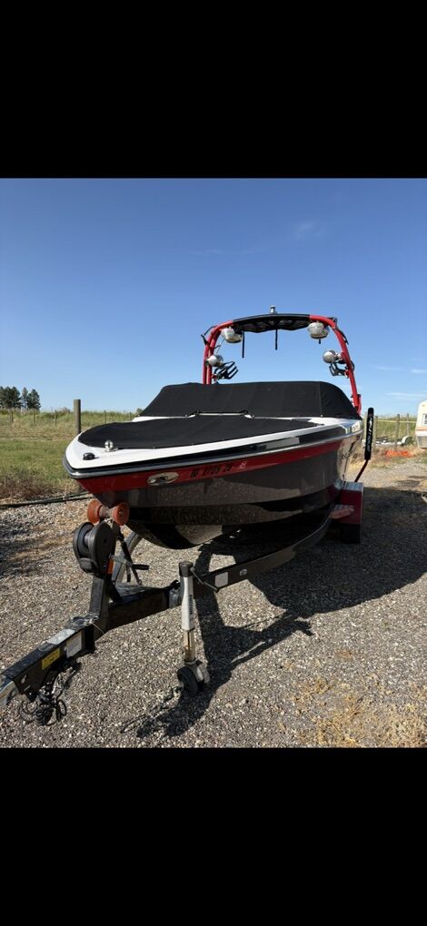 2012 Nautique SAN 230 | Ski and Wakeboard Boats | KSL Classifieds
