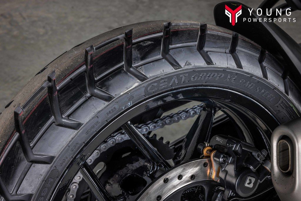 2026 Royal Enfield Guerrilla 450 Smoke Silver | Motorcycles, Road Bikes ...