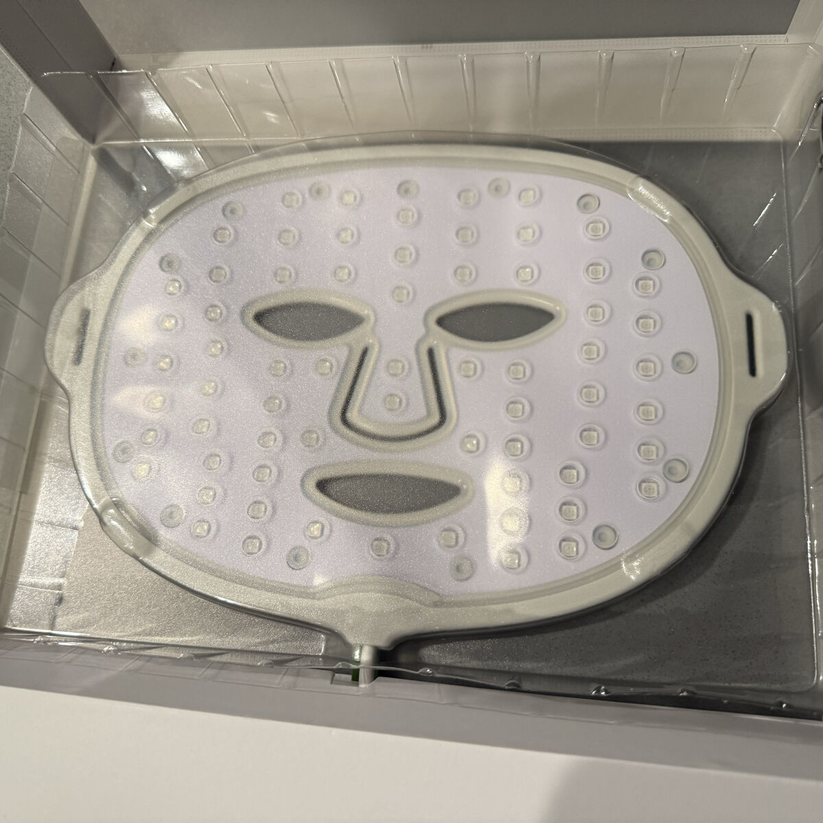 LED Esthetics Glotech Mask Pro-Red And Blue Light | Beauty ...