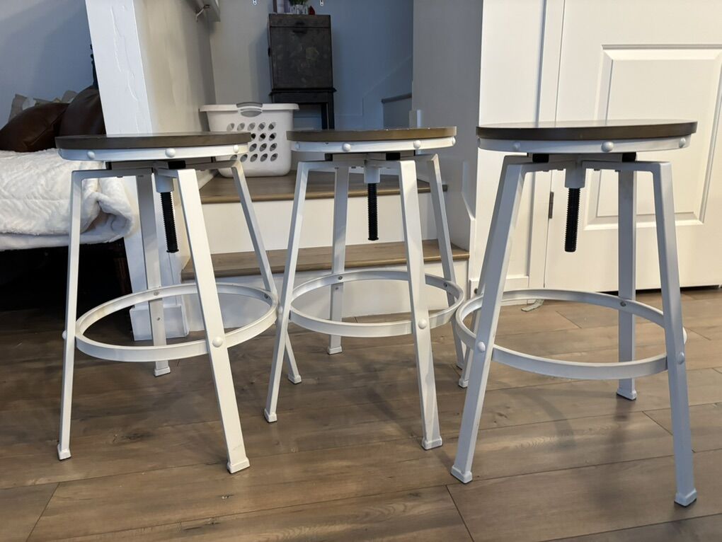 Bar Stools | Chairs | KSL Classifieds