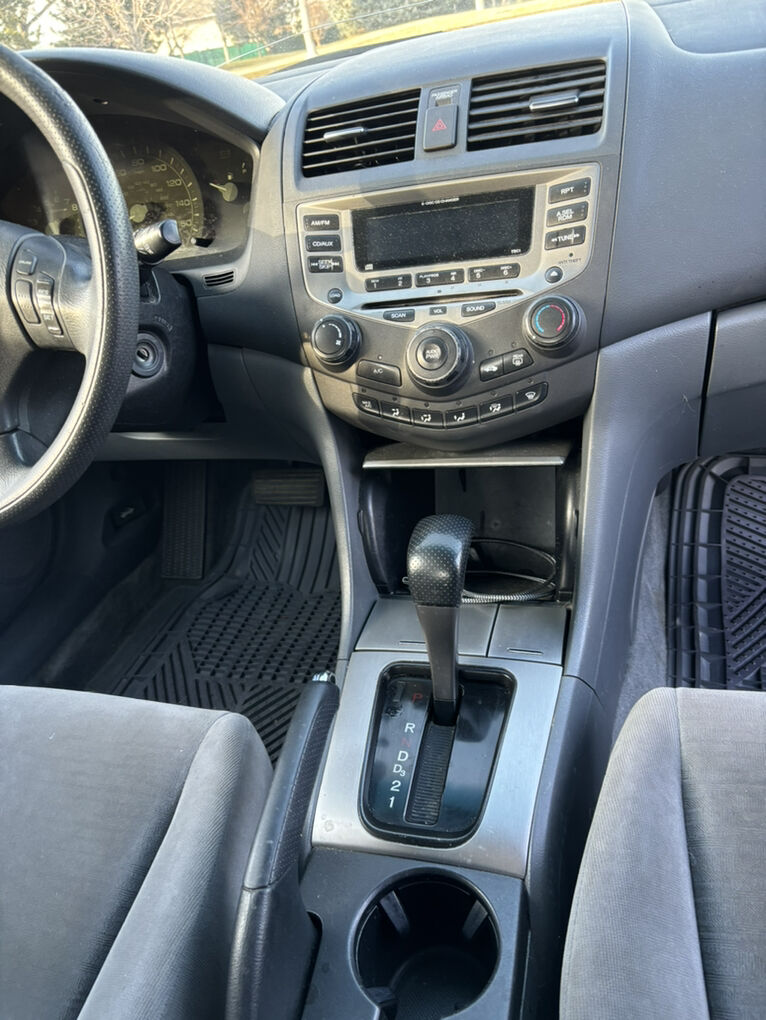 05 Honda Accord Interiornull