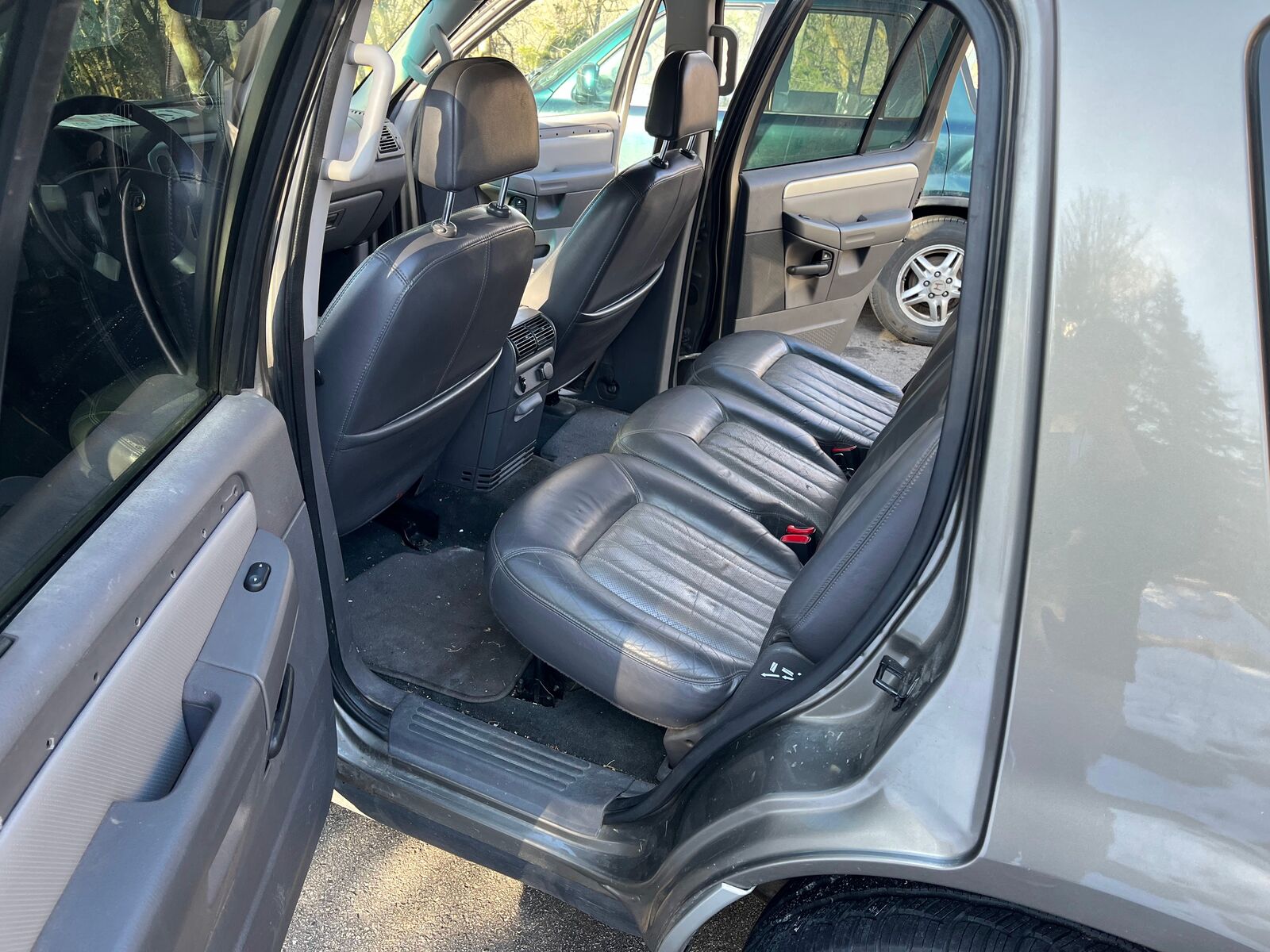2002 Mercury Mountaineer Base in Woodland Hills, UT | KSL Cars