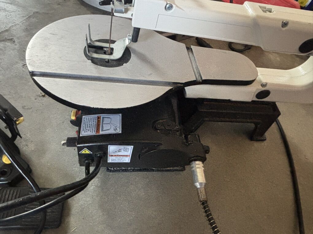 Shop Fox Vs Scroll Saw W1872 W/foot Switch | Saws | KSL Classifieds