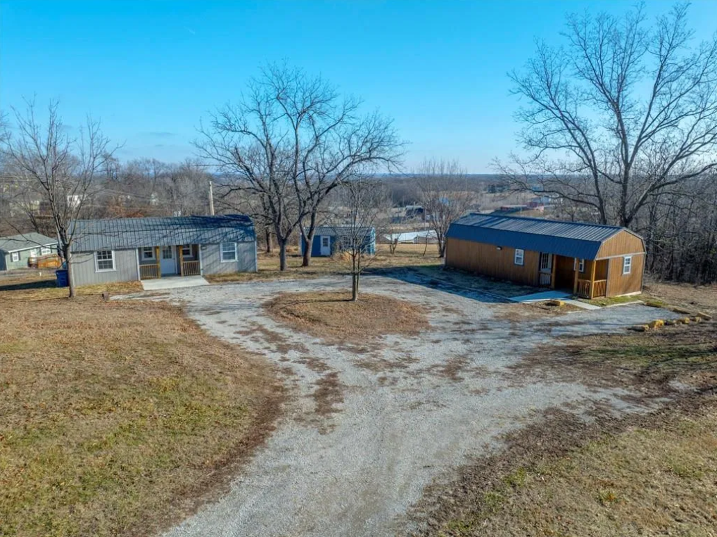 Two Tiny Homes on Nearly 1.5 Secluded Acres in Gallatin, MO ...