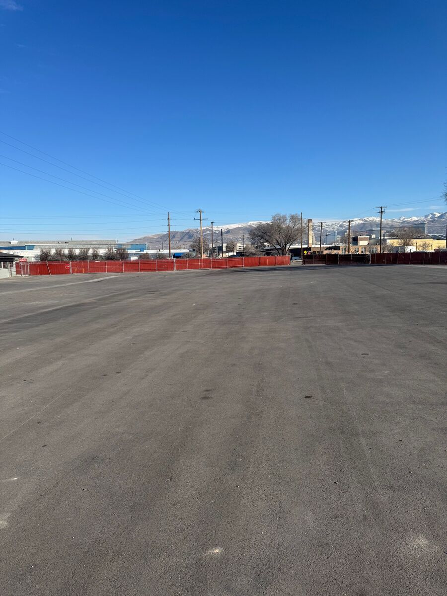 10,000 SF – 20,000 SF Warehouse with Up to 2 Acres of Fully Fenced and ...