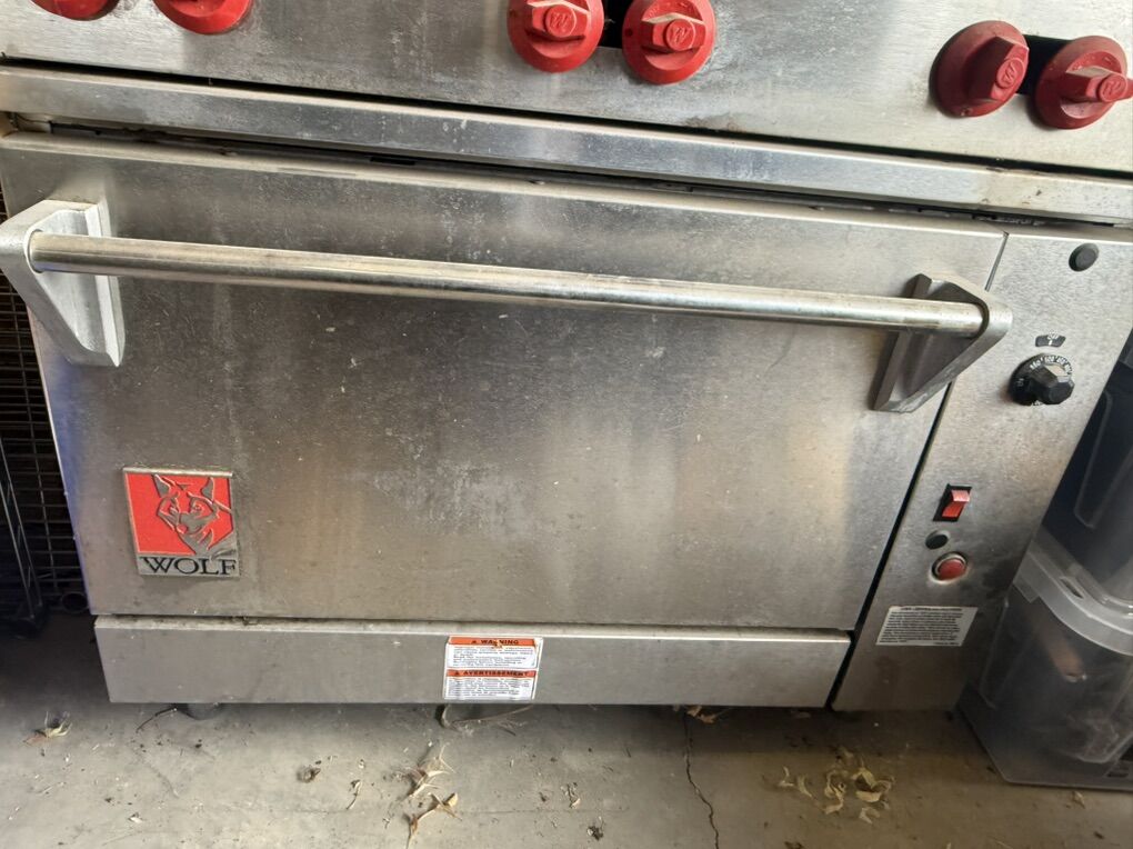 6 Burner Wolf Range With Convection Oven | Restaurant Equipment | KSL ...