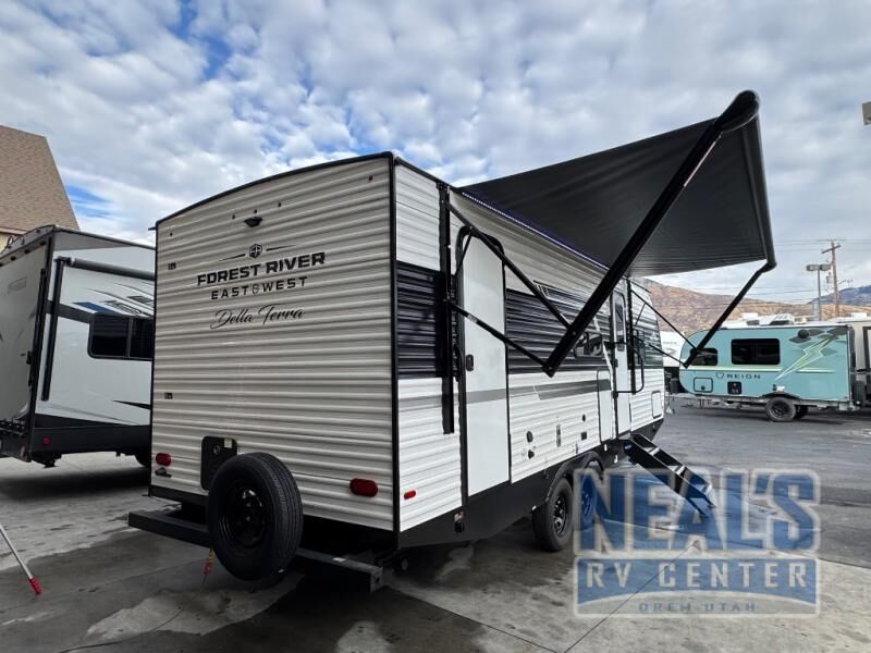 2026 EAST TO WEST Della Terra 241BH | Travel Trailers, Bumper Pull ...
