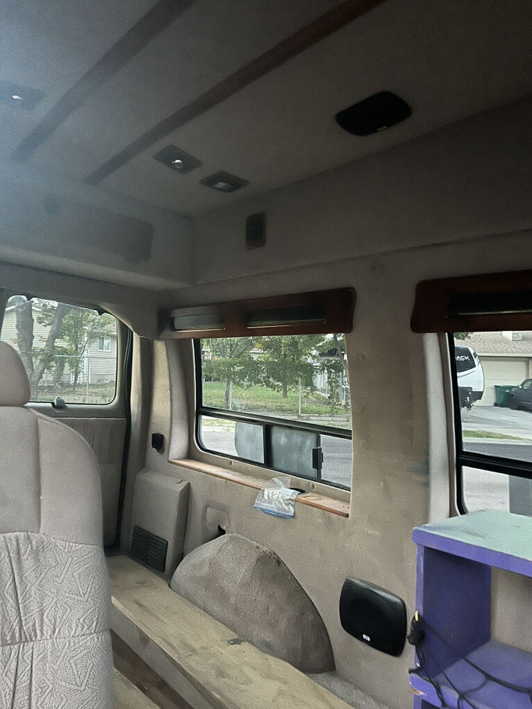 1998 Chevrolet Express 1500 in Riverton, UT | KSL Cars