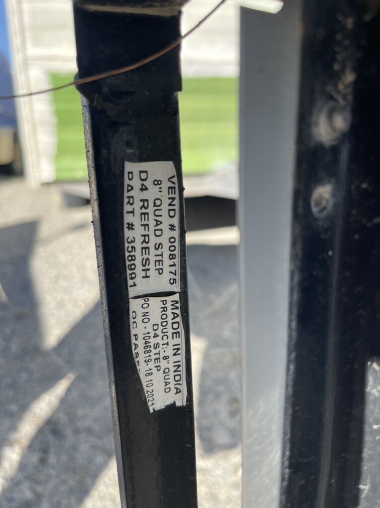 ALUMI-TREAD QUAD ALUMINUM RV STEP - LIPPERT | Motorhome and Travel ...