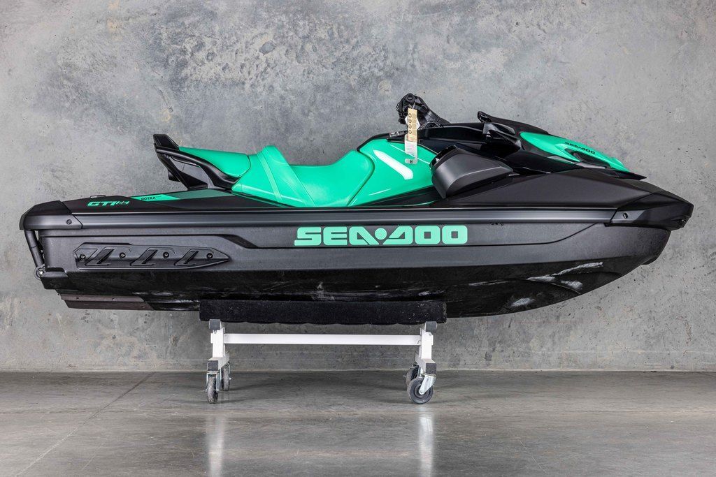 2026 Sea-Doo GTI™ SE 130 iBR Tech, Audio, iDF, iBR | Personal ...