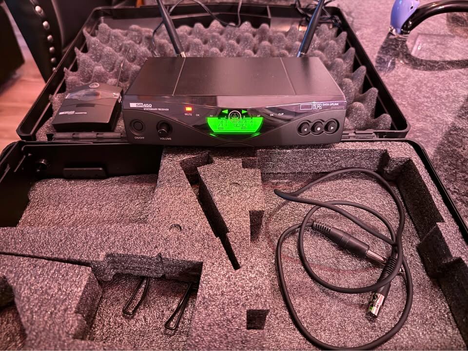 Guitar Wireless AKG SR450 | Amps and Effects | KSL Classifieds